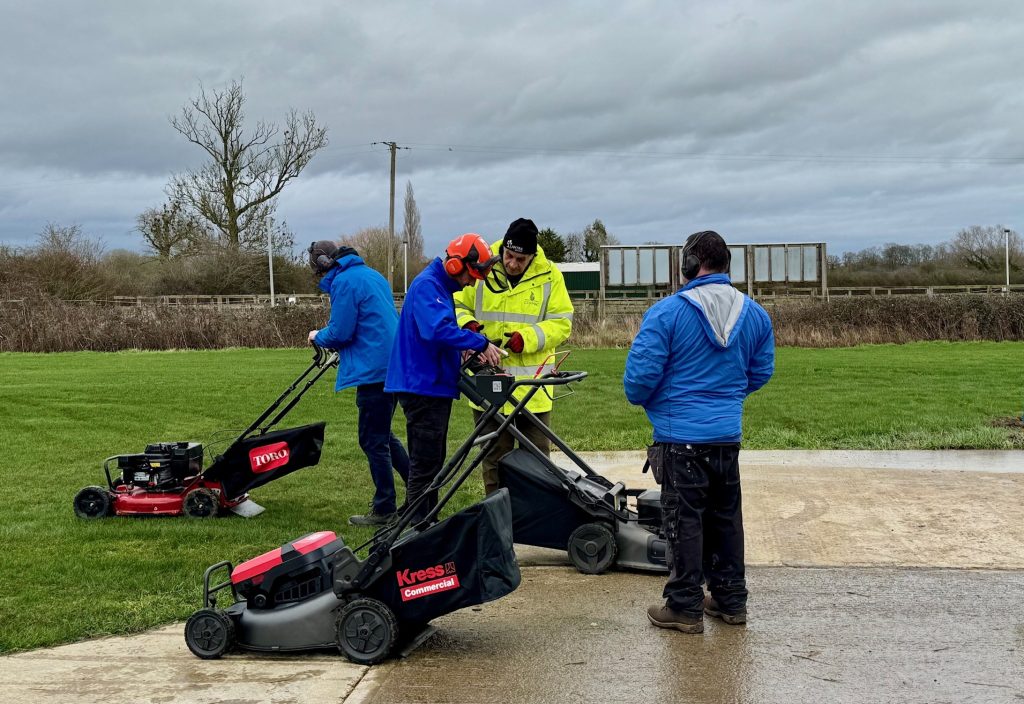 LANTRA Awards Pedestrian Mowers Course – Greenway Training